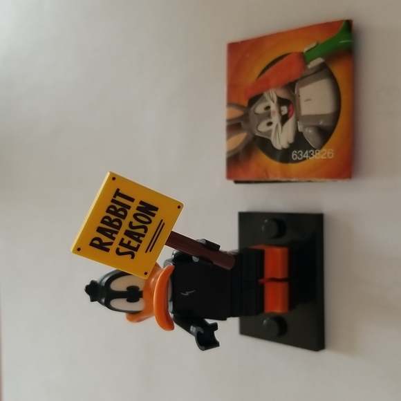 Lego | Toys | Lego Looney Tunes Minifigure Daffy Duck | Poshmark